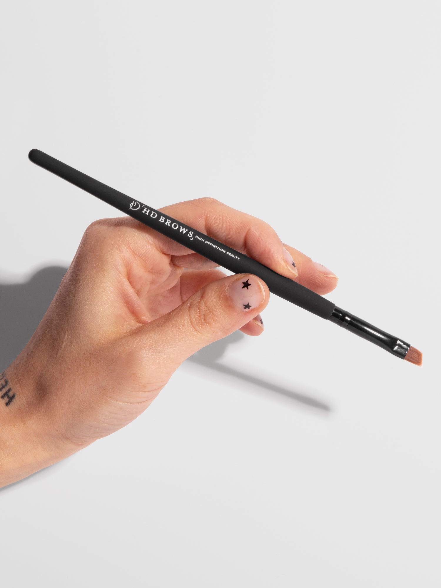 HD Brows Super Fine Angled Brow Brush – i-Spa